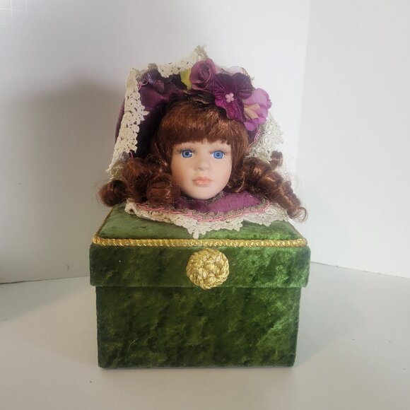 Dan Dee | Accents | Vintage Dan Dee Doll Collectors Choice Green Velvet ...